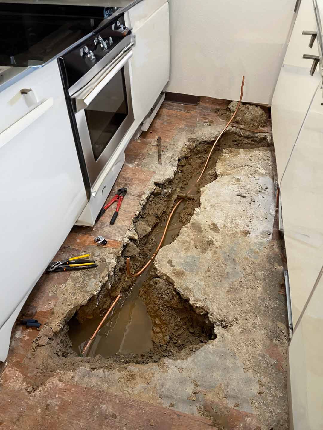 Slab Leaks - Plumbing Solutions Inc.